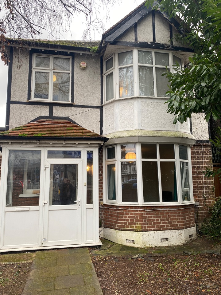 Twickenham - 5 Bed End Terrace, Whitton Rd, TW2 - To Rent Now for £2,500.00 p/m