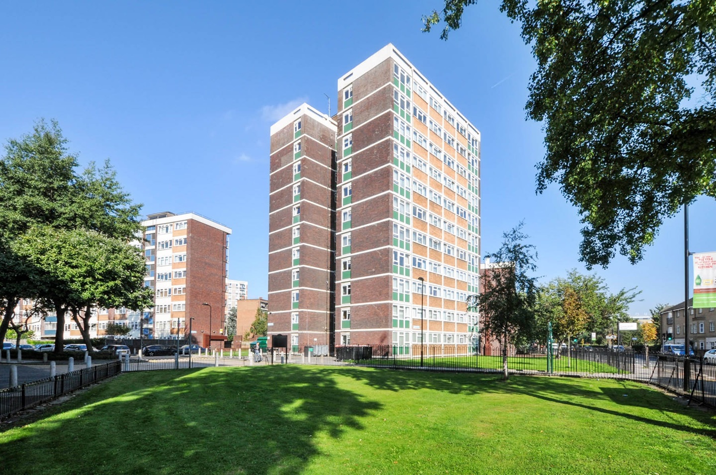 London - 3 Bed Flat, Cropley Court, N1 - To Rent Now for £3,000.00 p/m