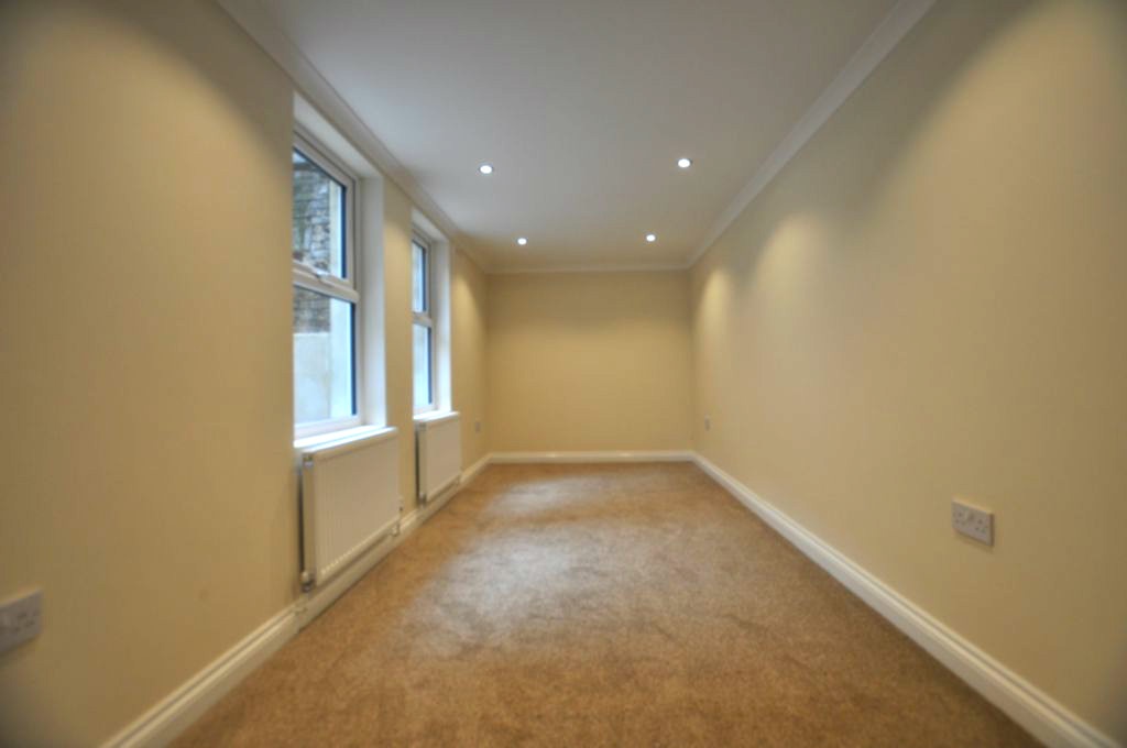 London - 1 Bed Flat, Boleyn Road, N16 - To Rent Now for £1,750.00 p/m