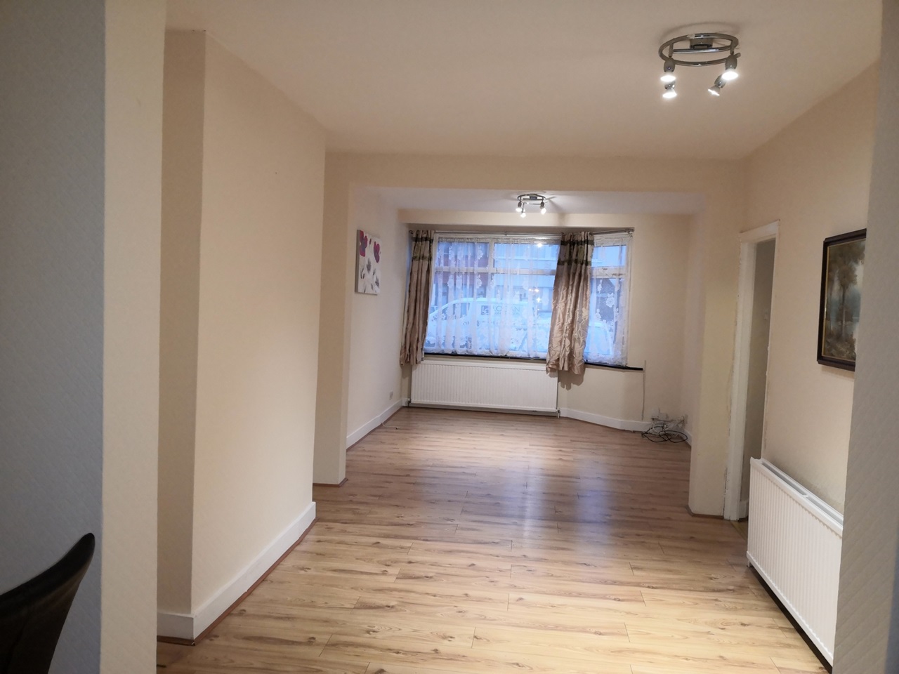 London - 3 Bed Terraced House, Saltash Road, IG6 - To Rent Now for £ ...