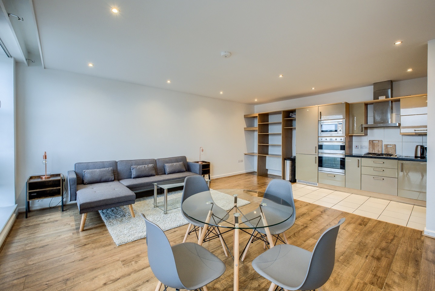 Leamington Spa - 2 Bed Flat, The Space, CV32 - To Rent Now for £1,350. ...