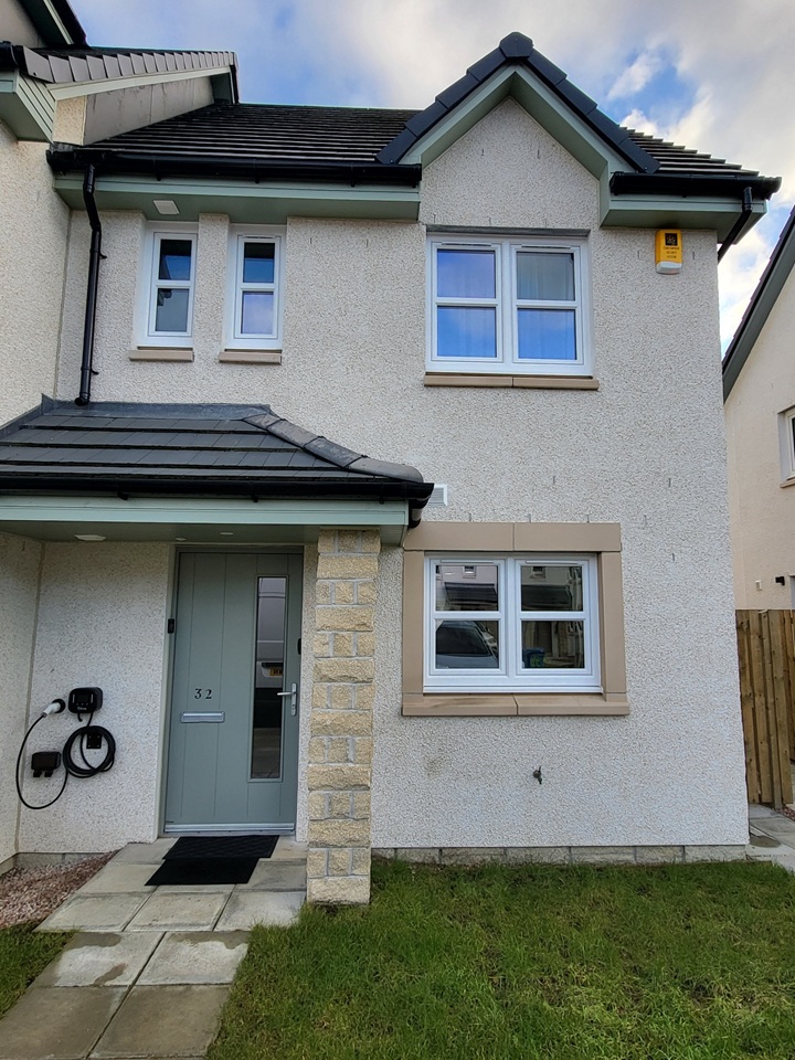 Uphall Station, Livingston - 3 Bed Terraced House, Longwall Gardens ...